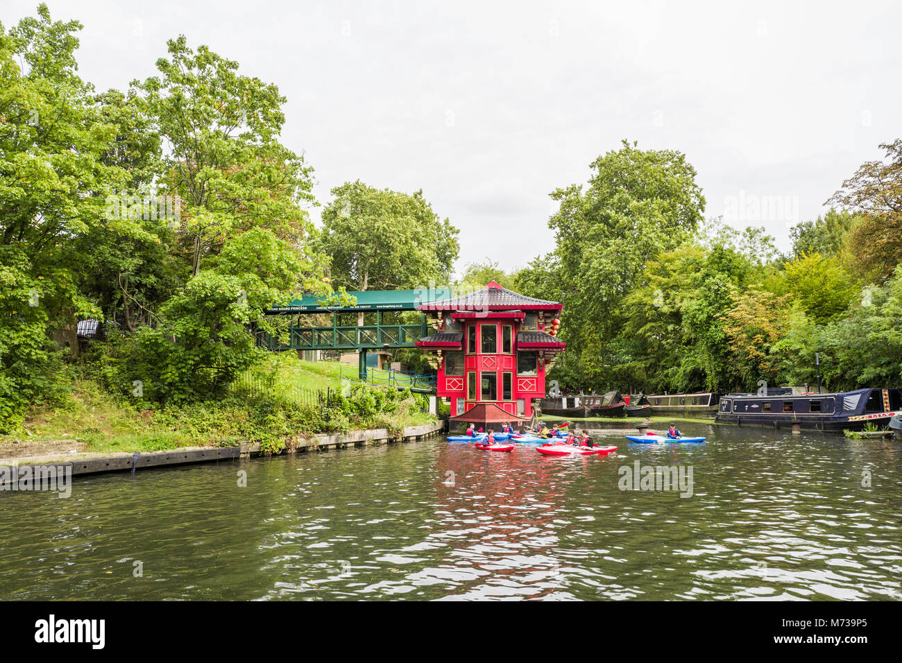 The Feng Shang Princess is a floating Chinese restaurant in the ...