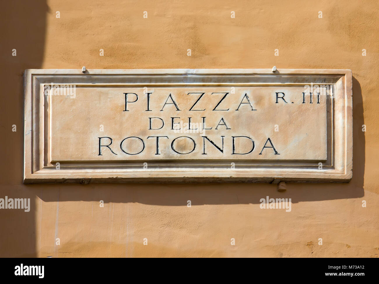 Board rotonda hi-res stock photography and images - Alamy