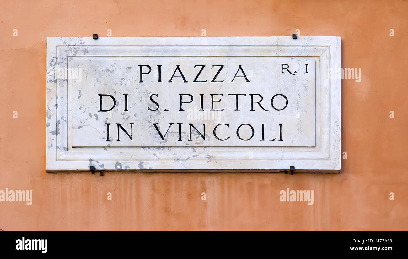Piazza di Pietro in Vincoli street sign in Rome, Italy Stock Photo - Alamy