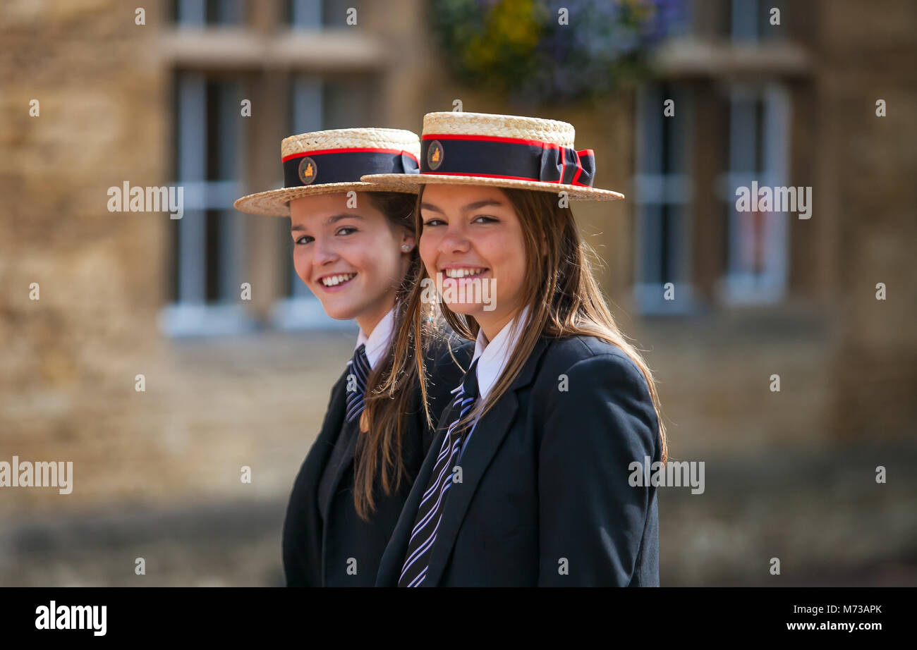 Schoolgirls in uniform walking school High Resolution Stock Photography ...