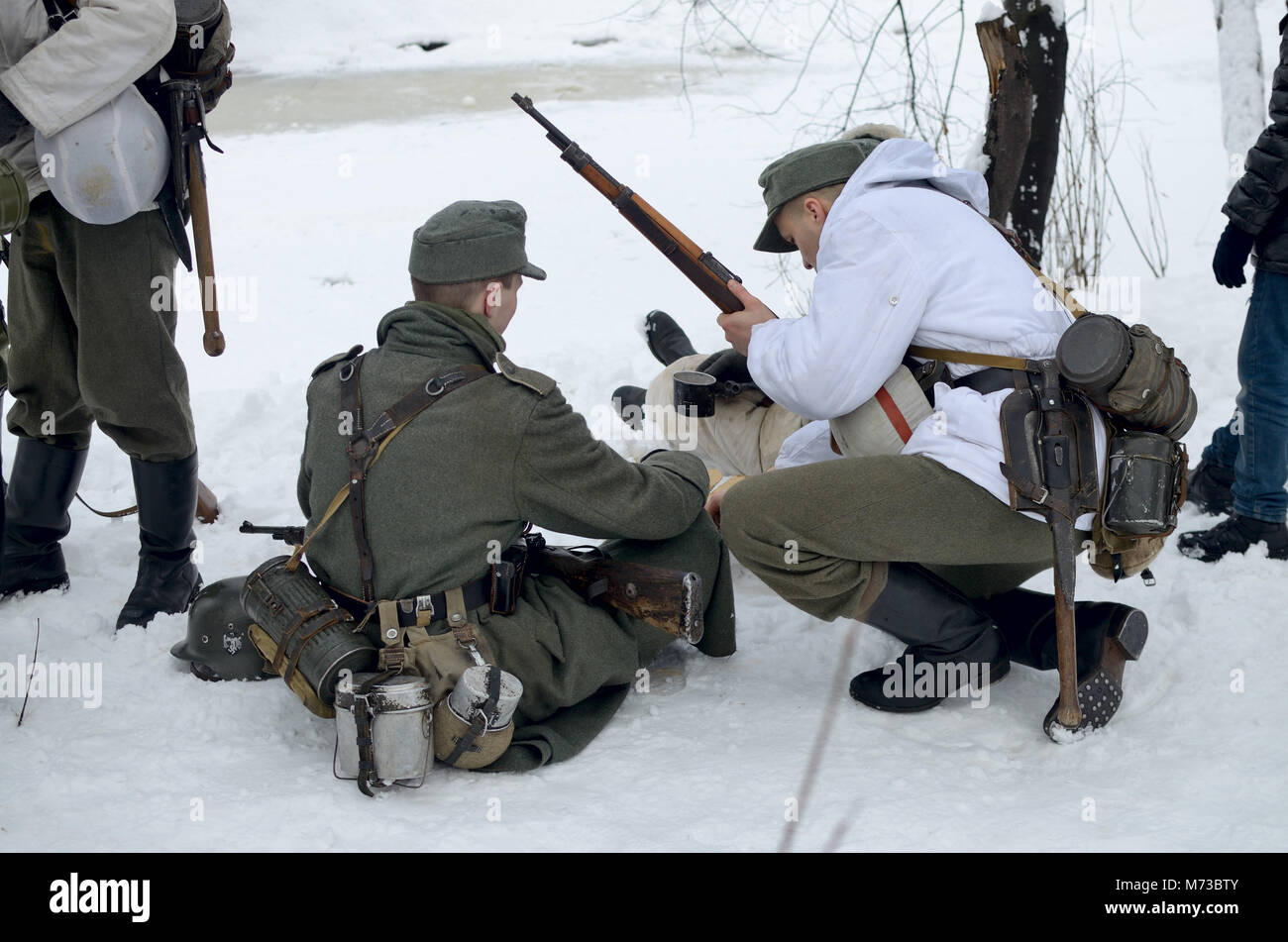 German soldier winter uniform hi-res stock photography and images - Alamy