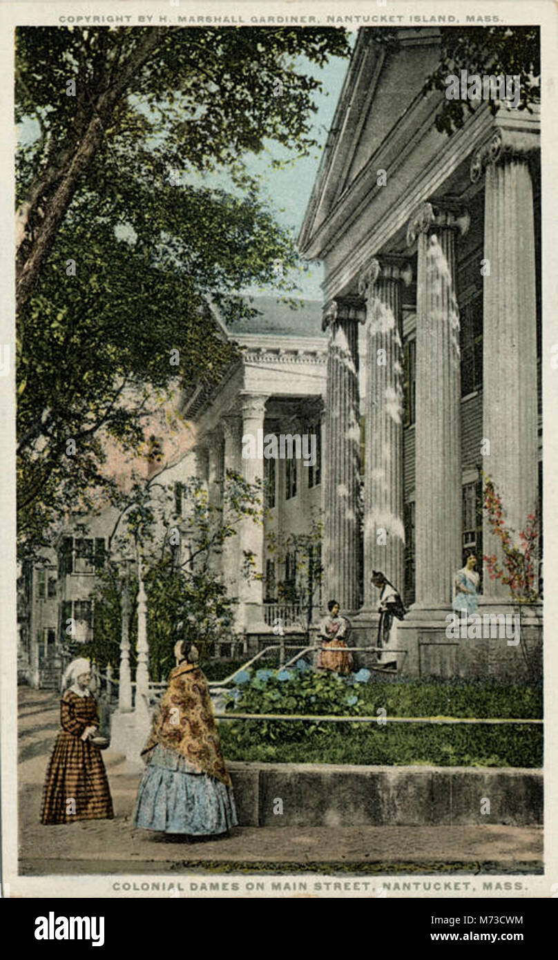 Colonial dames hi-res stock photography and images - Alamy