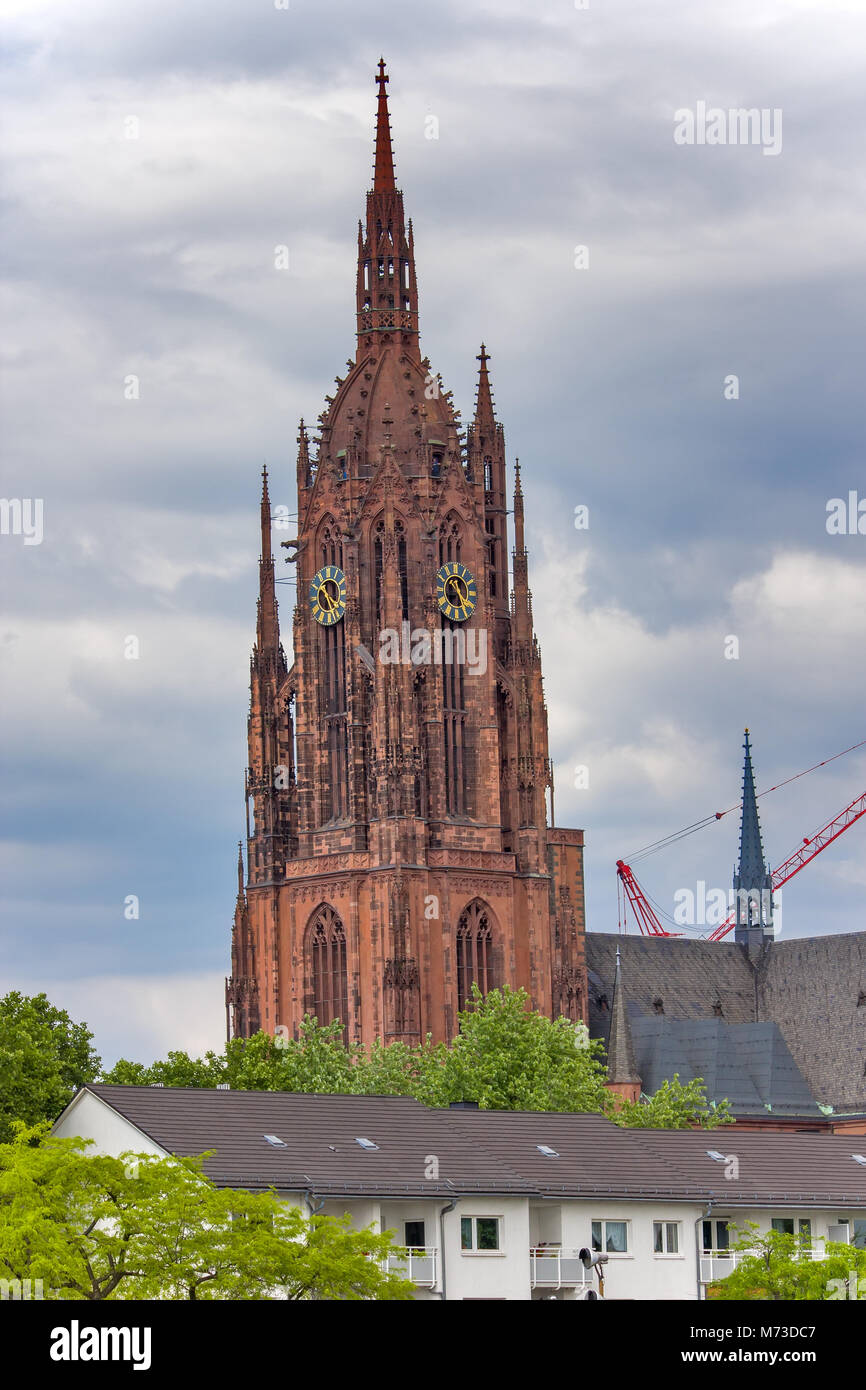 View saint bartholomew frankfurt cathedral hi-res stock photography and ...