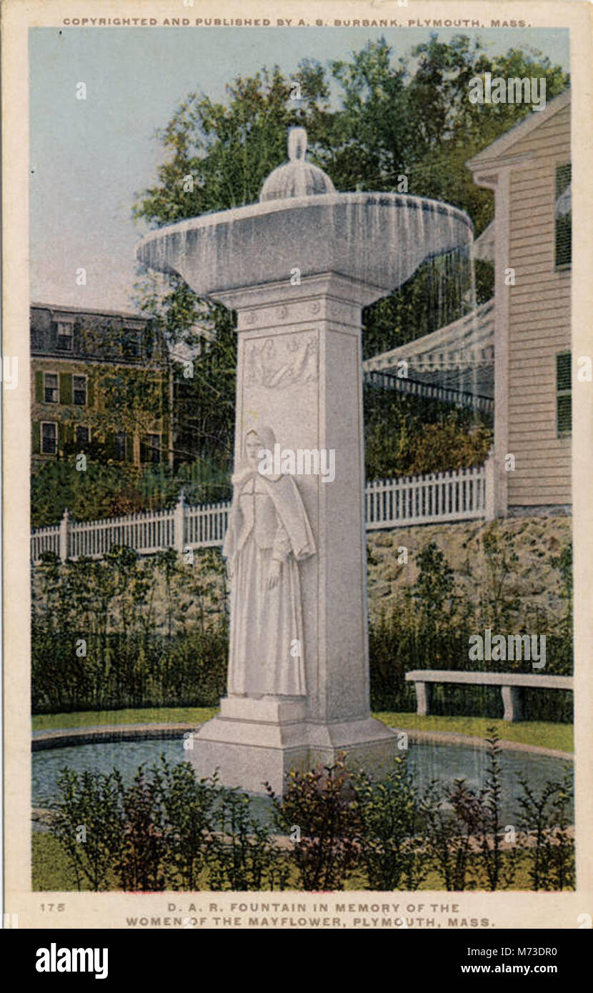 A photograph of the DAR Fountain, dedicated to the memory of the Women ...