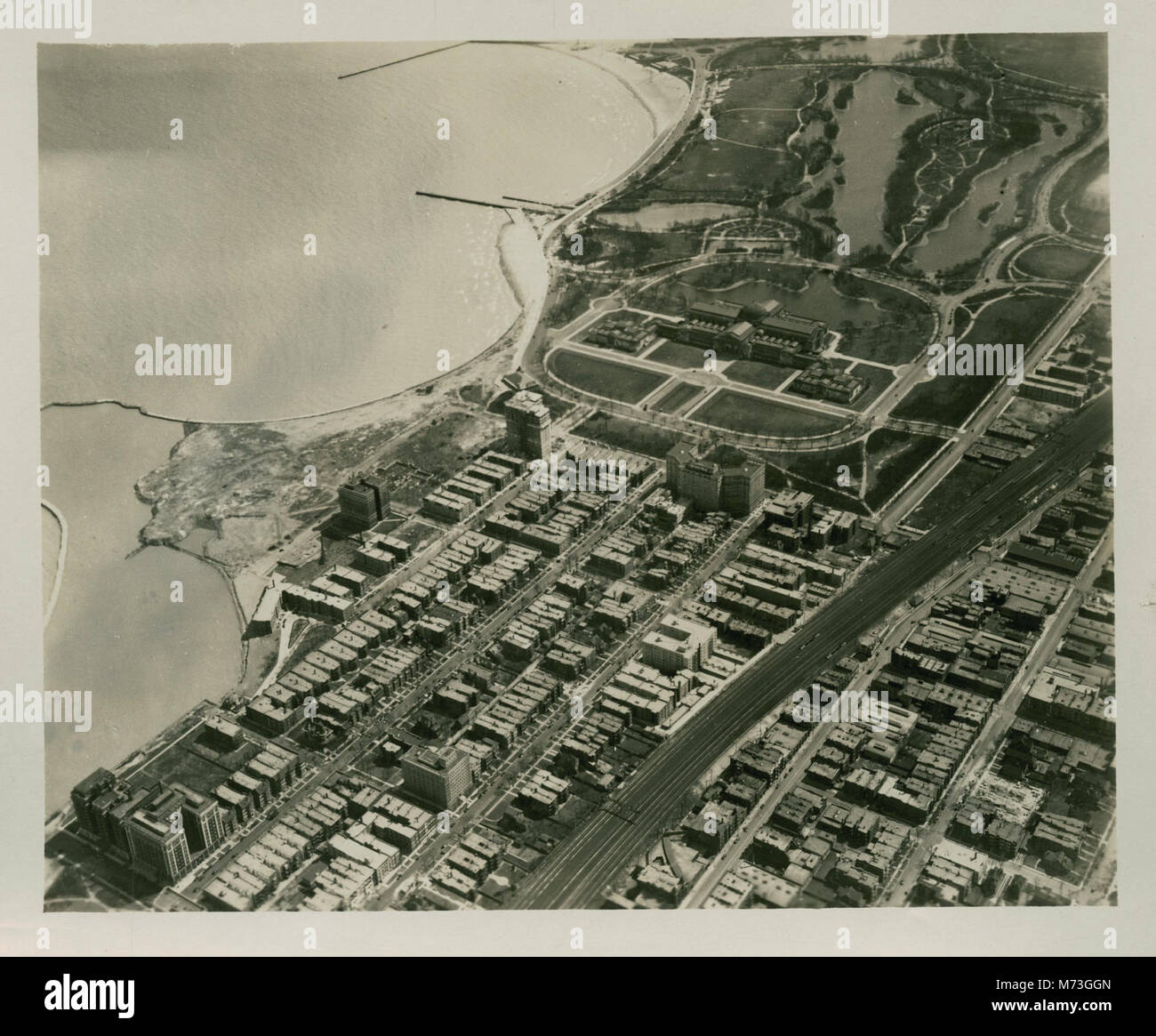 An aerial photograph capturing Chicago’s 55th Street and Lake Shore ...