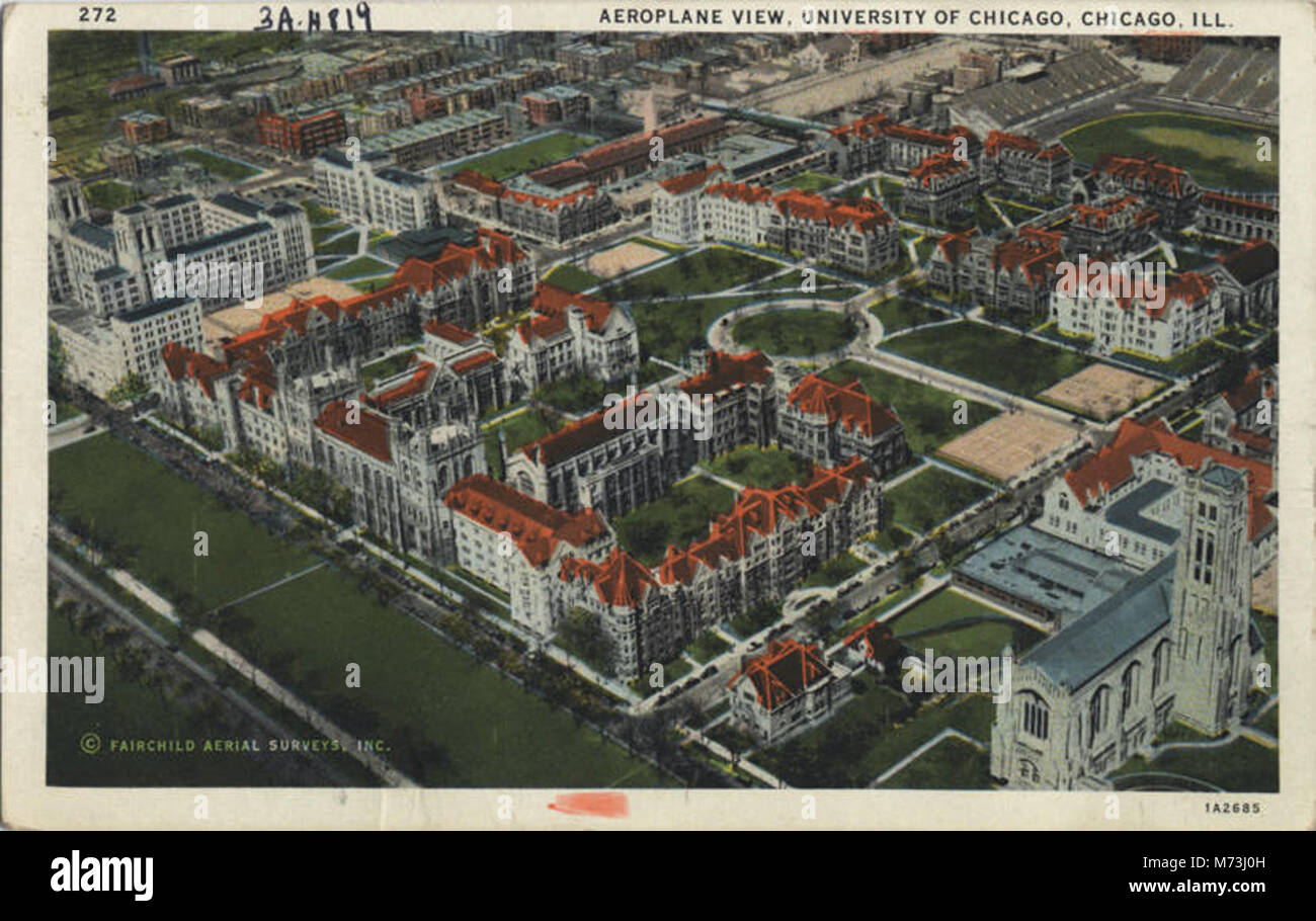 Aerial view of the University of Chicago campus, capturing the ...
