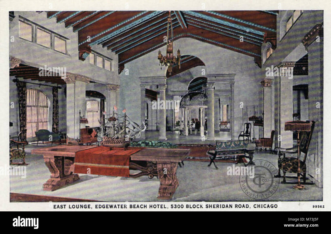 The East Lounge of the Edgewater Beach Hotel, located on Sheridan Road ...