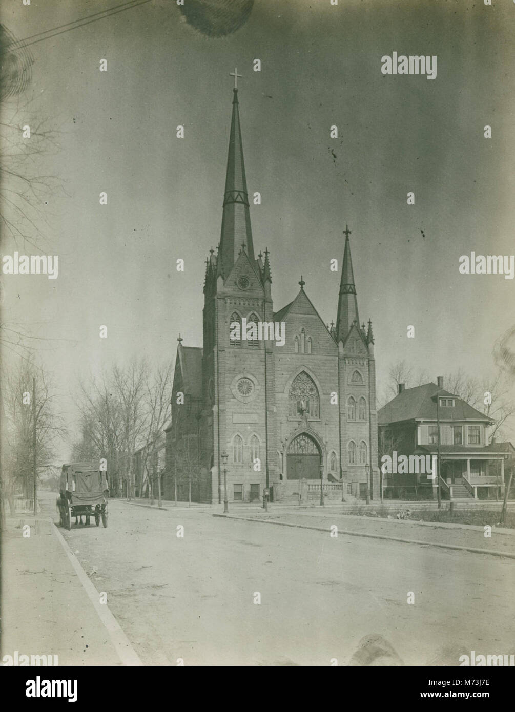The Ebenezer Lutheran Church in Chicago, built in 1913, showcases early ...