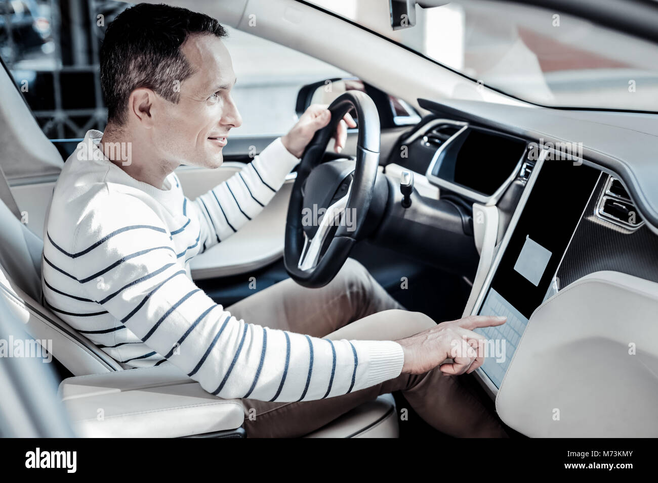 Man starting car engine hi-res stock photography and images - Alamy