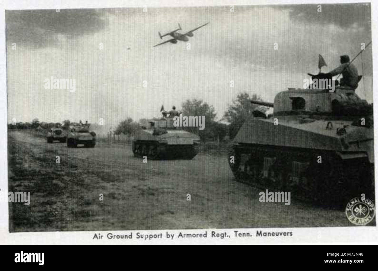 Ground support vehicles hi-res stock photography and images - Alamy