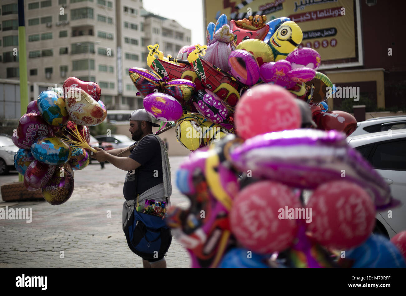 Gaza City, The Gaza Strip, Palestine. 8th Mar, 2018. A Palestinian man ...
