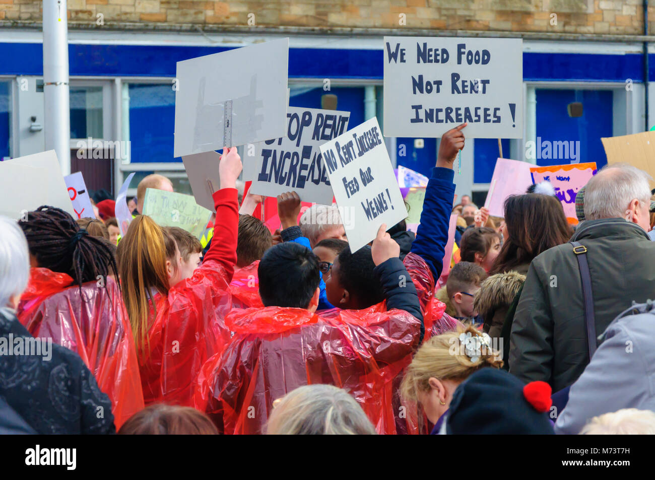 Mary barbour govan statue hi-res stock photography and images - Alamy
