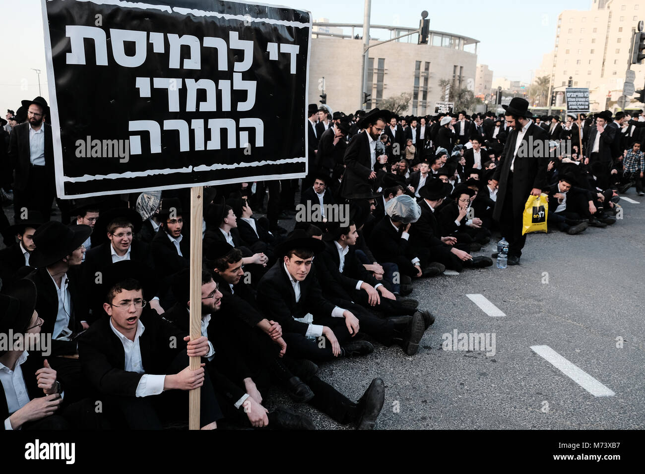 Jerusalem, Israel. 8th March, 2018. Thousands of ultra-Orthodox Jewish ...
