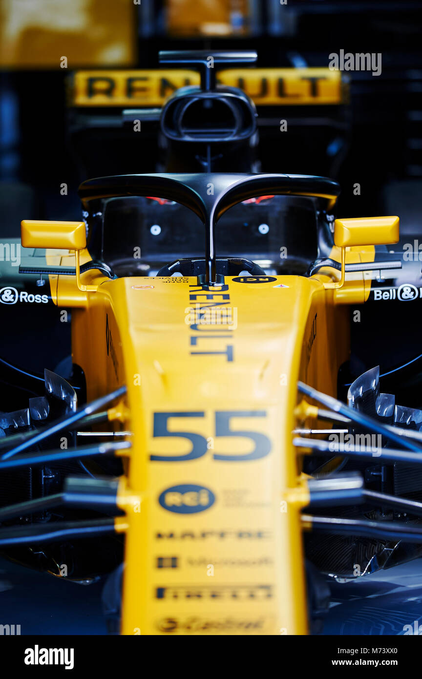 Barcelona, Spain. 8 March, 2018. View of the halo of the Renault Rs 17 ...