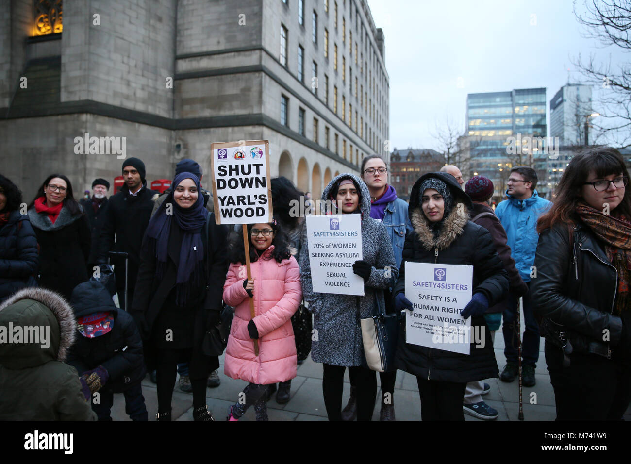 Women's international day posters hi-res stock photography and images ...