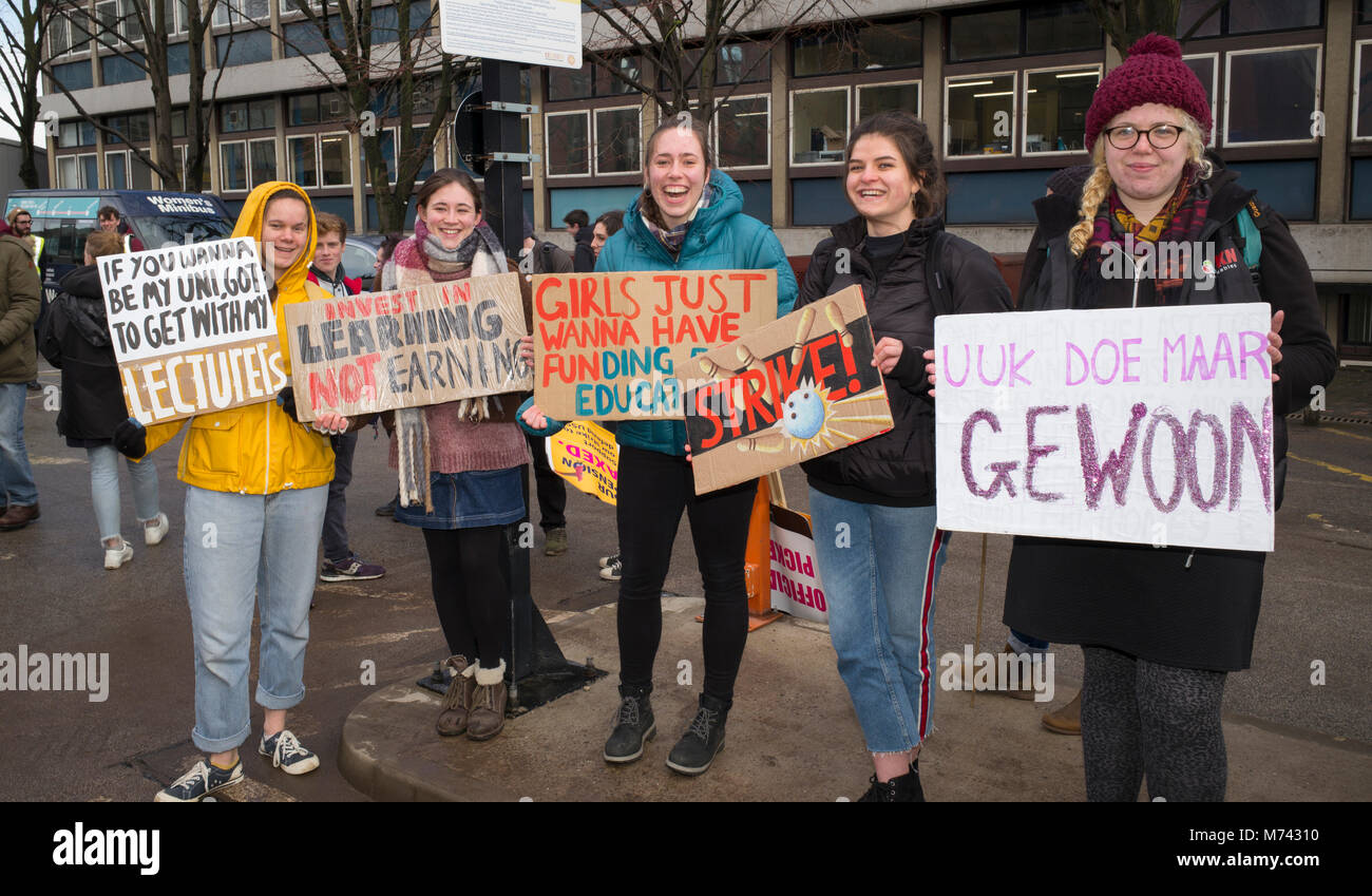 Dutch university students female hi-res stock photography and images ...