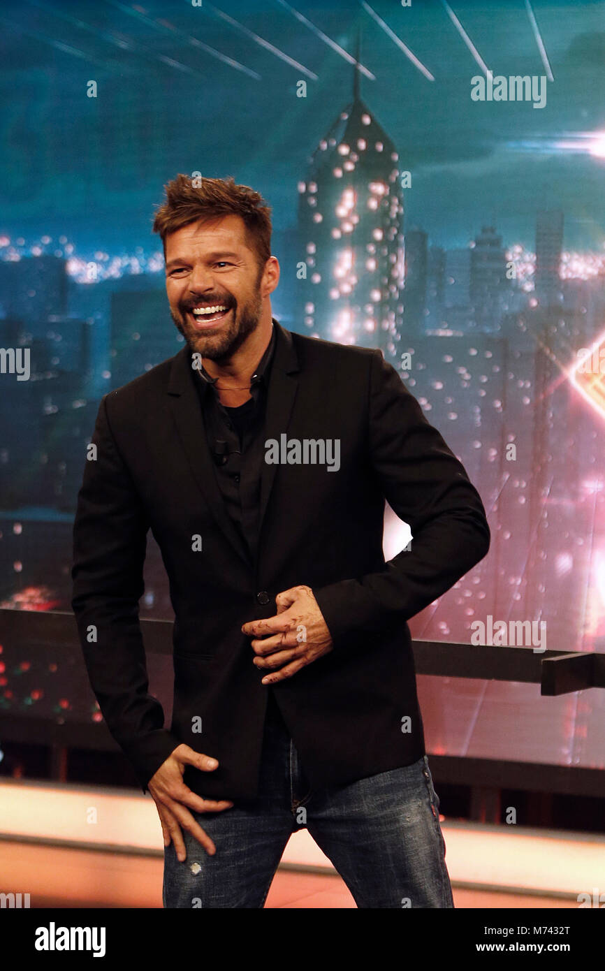 Singer Ricky Martin during a visit to the television program "El ...