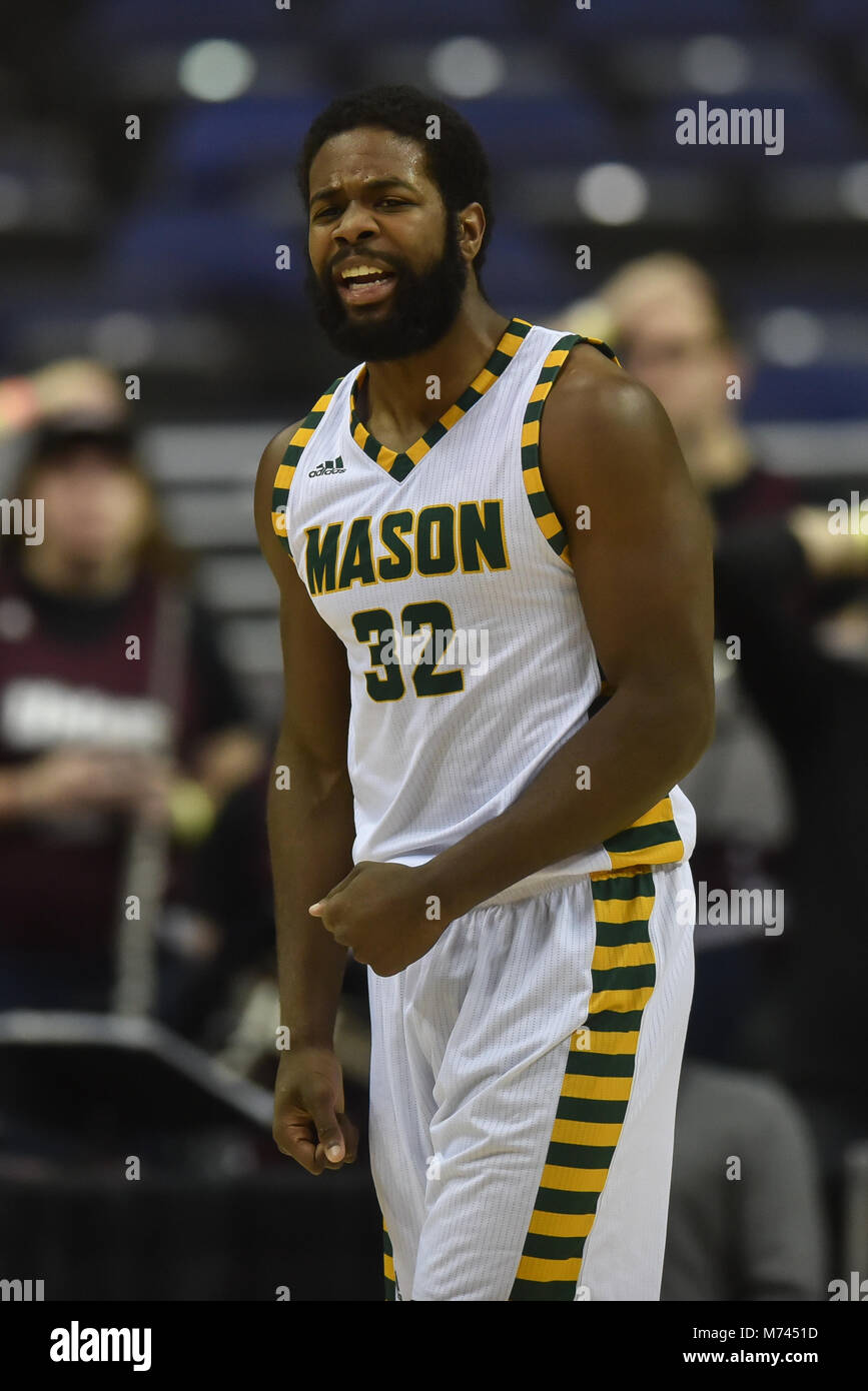 Washington, DC, USA. 8th Mar, 2018. IAN BOYD (32) reacts to a referee's ...