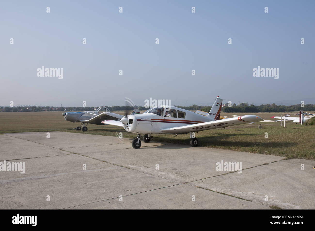 Cessna plane hi-res stock photography and images - Alamy