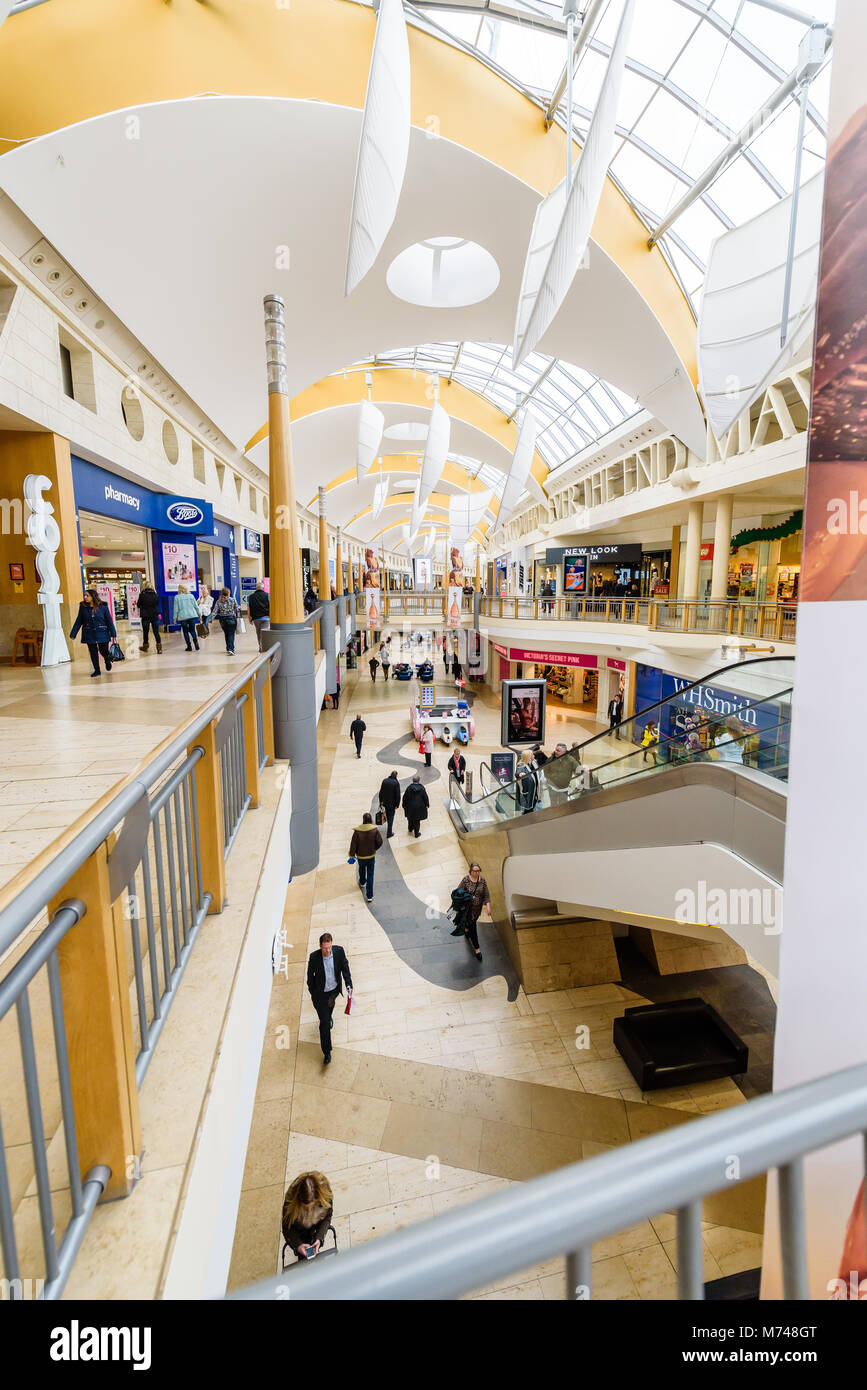 Bluewater Shopping Centre Kent Stock Photo - Alamy