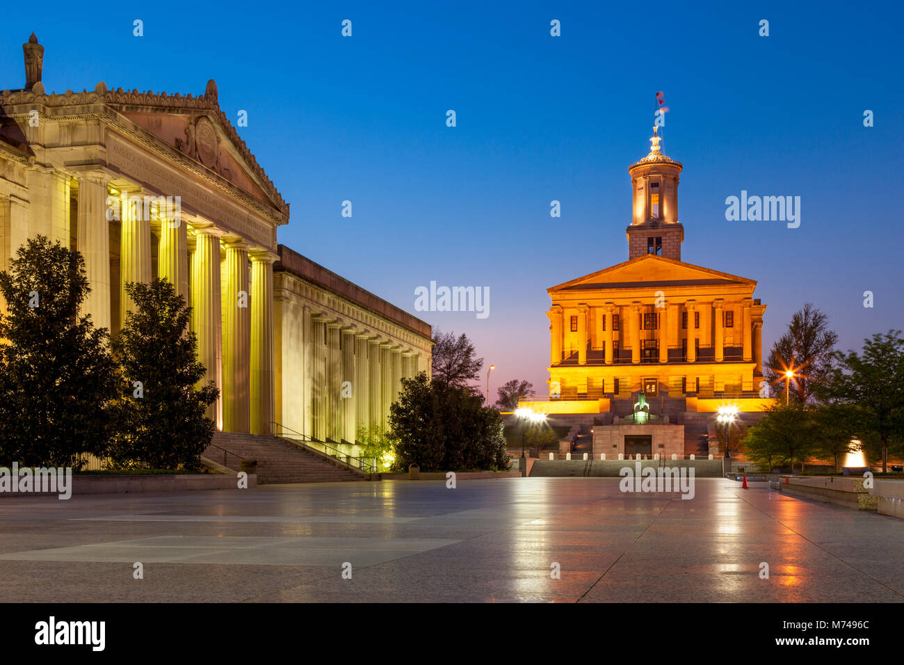 Building war memorial hi-res stock photography and images - Alamy
