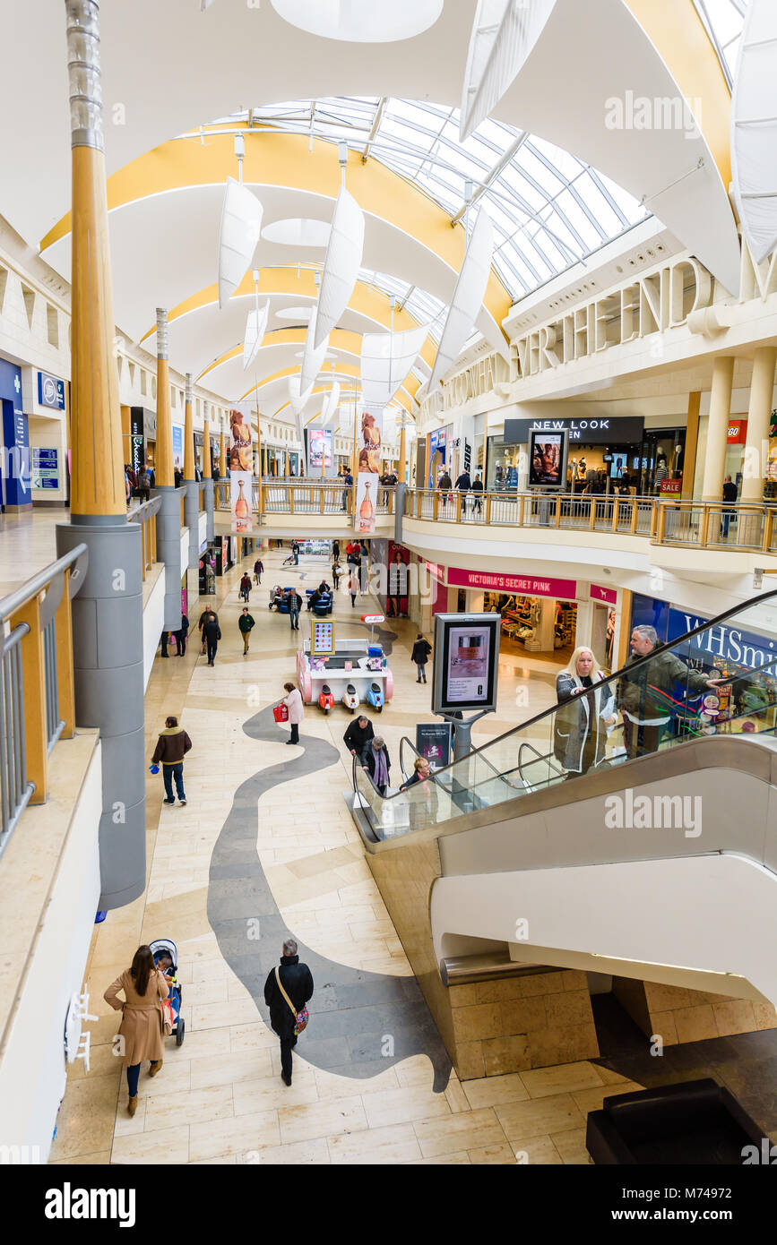 Bluewater Shopping Centre Kent Stock Photo - Alamy