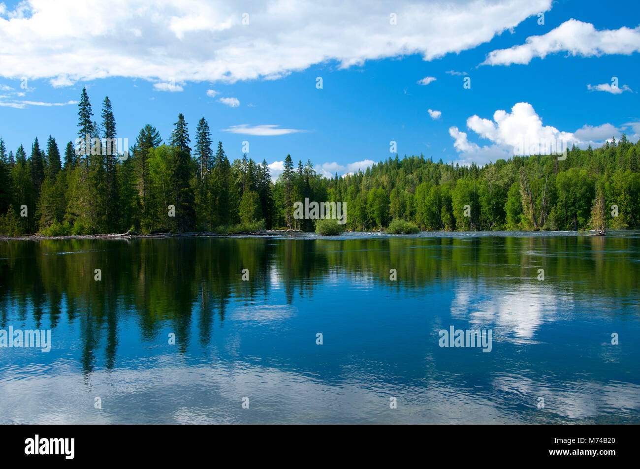 Clearwater Lake, Wells Gray Provincial Park, British Columbia, Canada ...