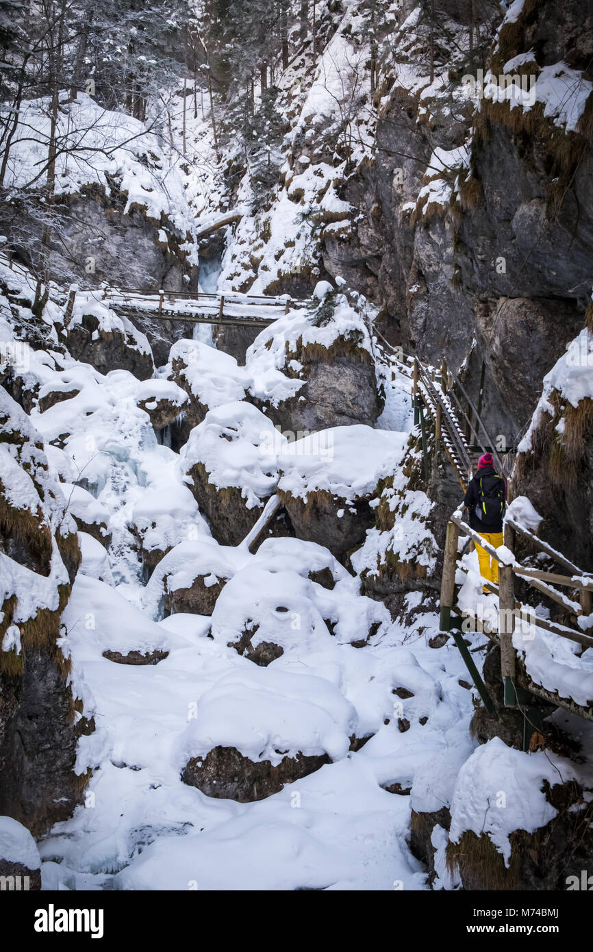 Wooden snow bridges hi-res stock photography and images - Alamy
