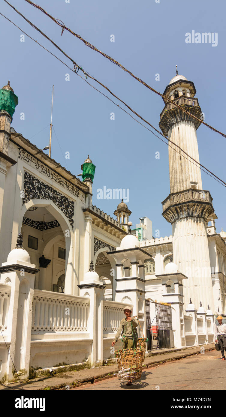 Yangon (Rangoon): Mogul Shia Mosque, Colonial Quarter, Yangon Region ...