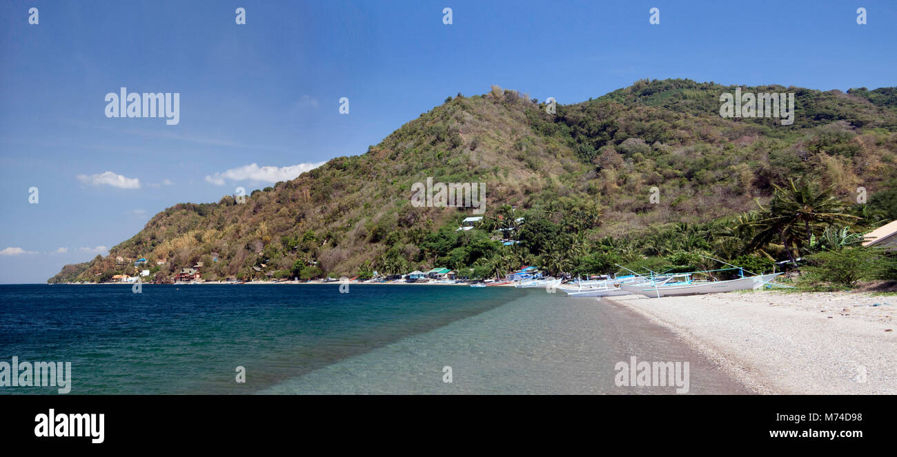 Ocean and beach scene in the Batangas/Anilao area on the island of ...