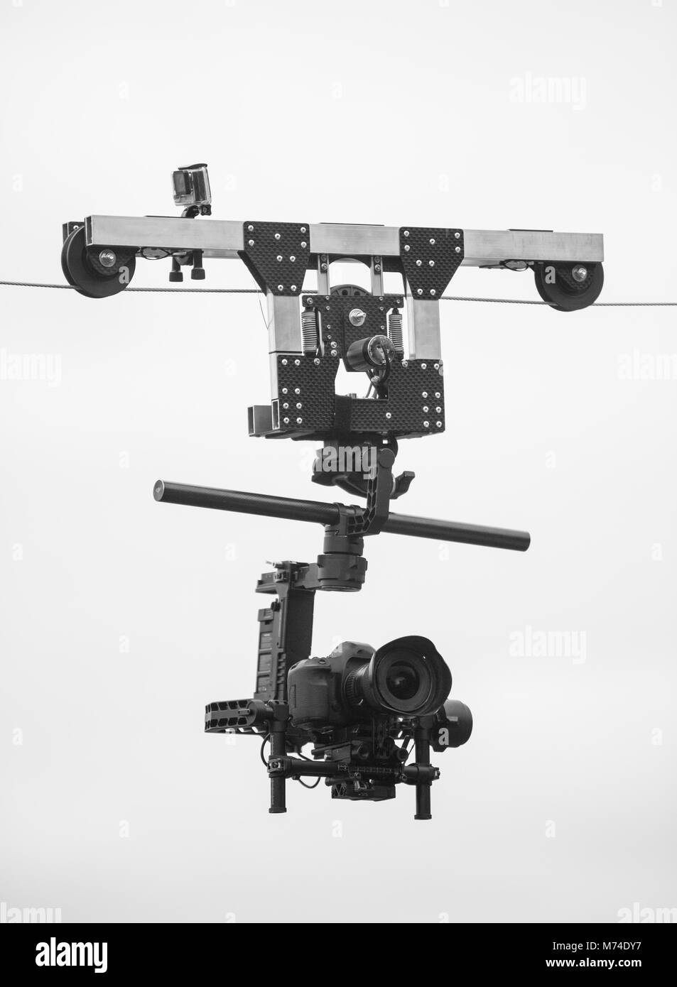 Cablecam camera with camera and gyroscopic gimbal for tv sport shooting ...