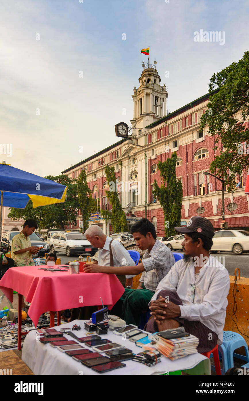 Yangon (Rangoon): Customs House, hawker, Colonial Quarter, Yangon ...
