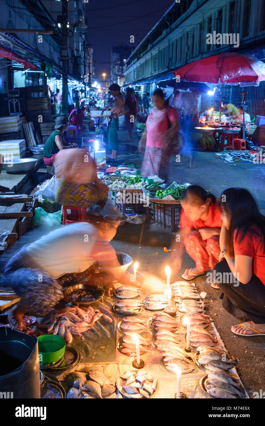 Fish market yangon myanmar hi-res stock photography and images - Alamy