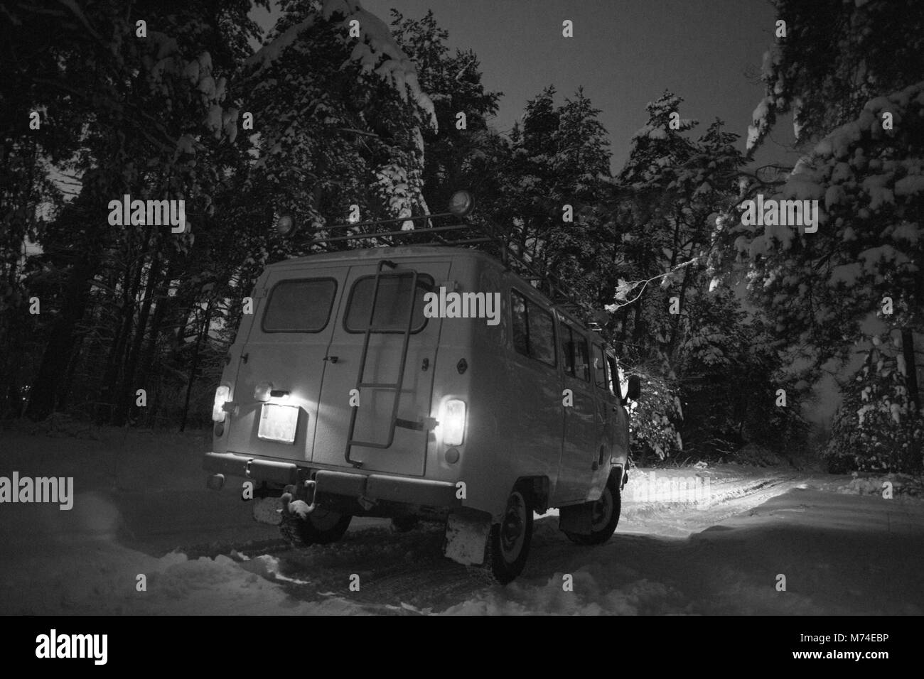 Moscow old vintage van hi-res stock photography and images - Alamy