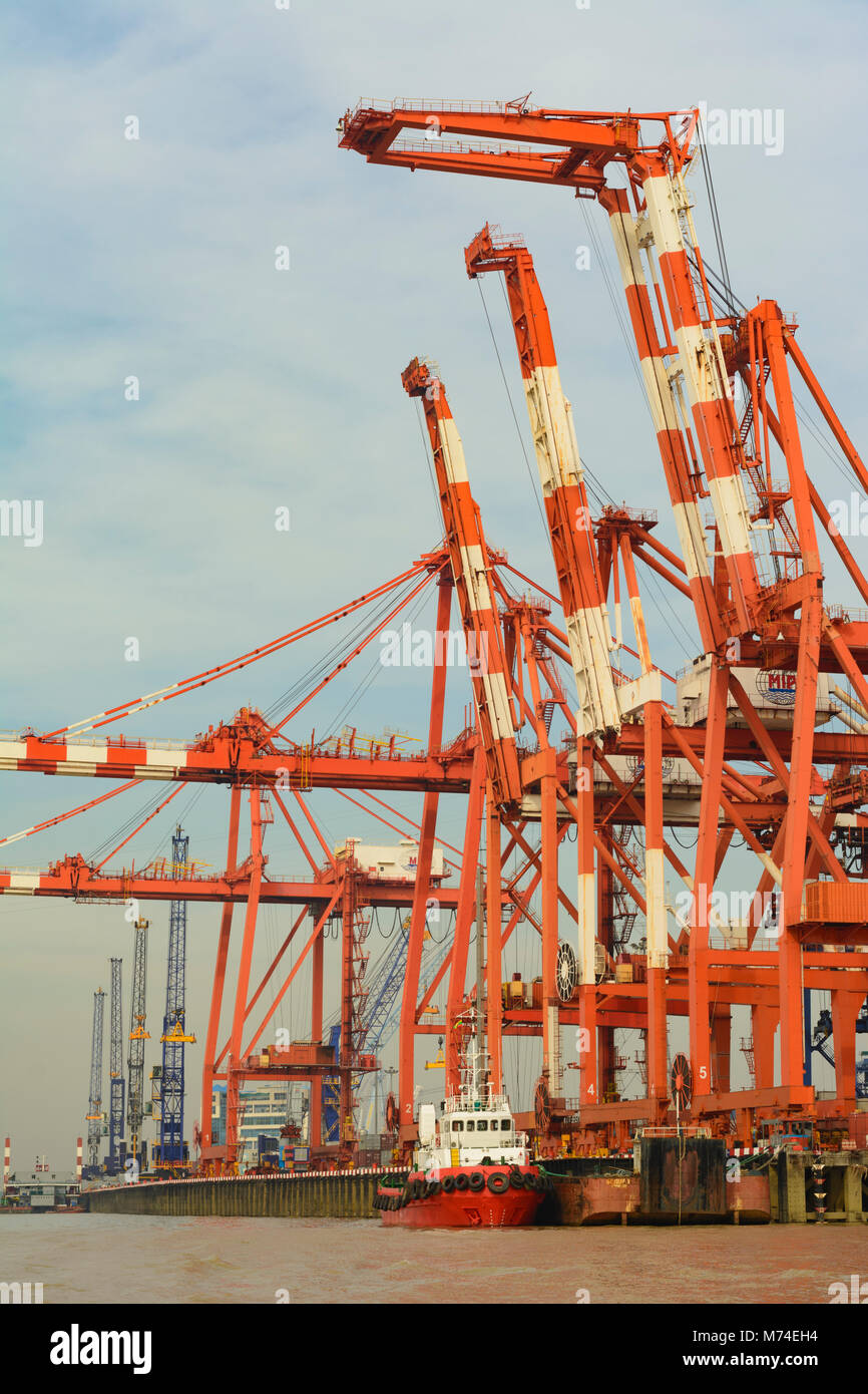 Yangon river port hi-res stock photography and images - Alamy