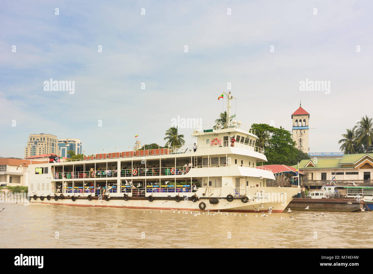 Yangon center hi-res stock photography and images - Alamy