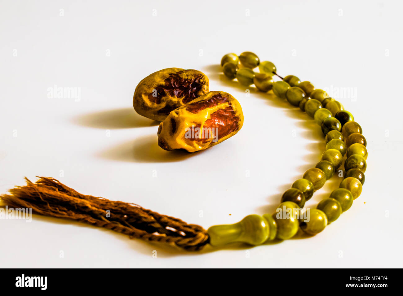 Tasbeeh hi-res stock photography and images - Alamy