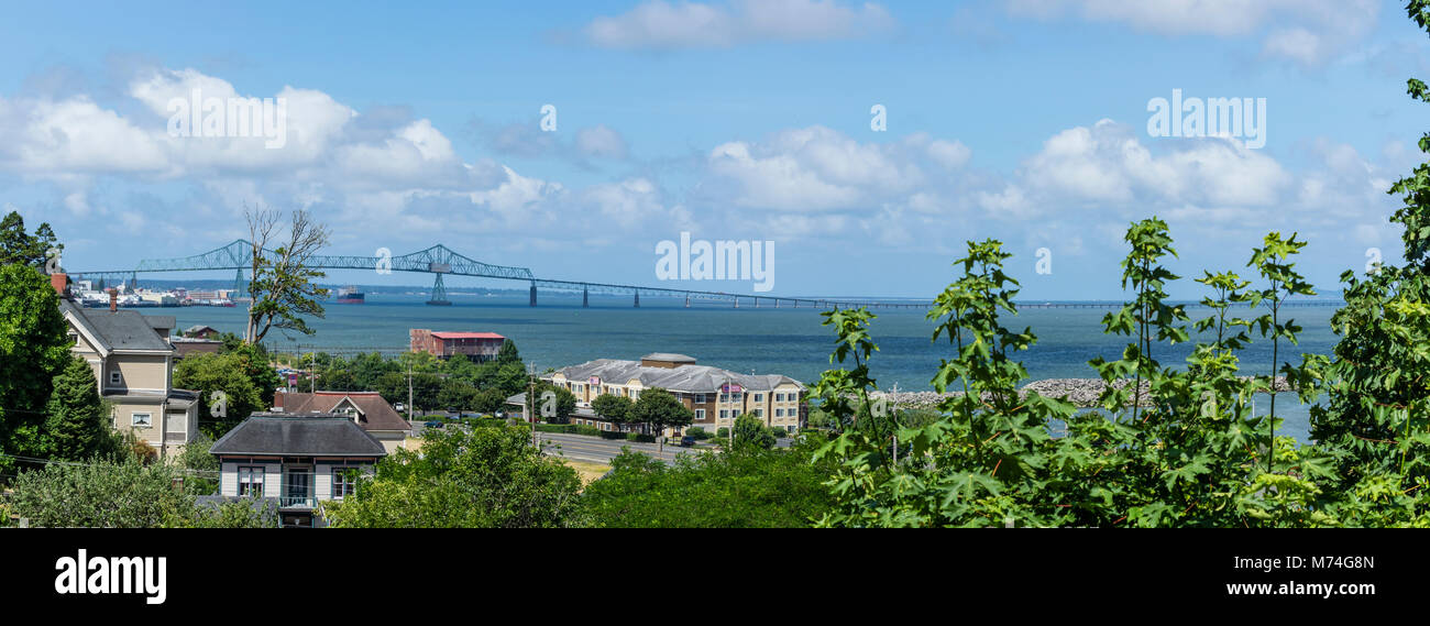 Astoria - Megler Bridge crossing the Columbia river between Oregon and ...