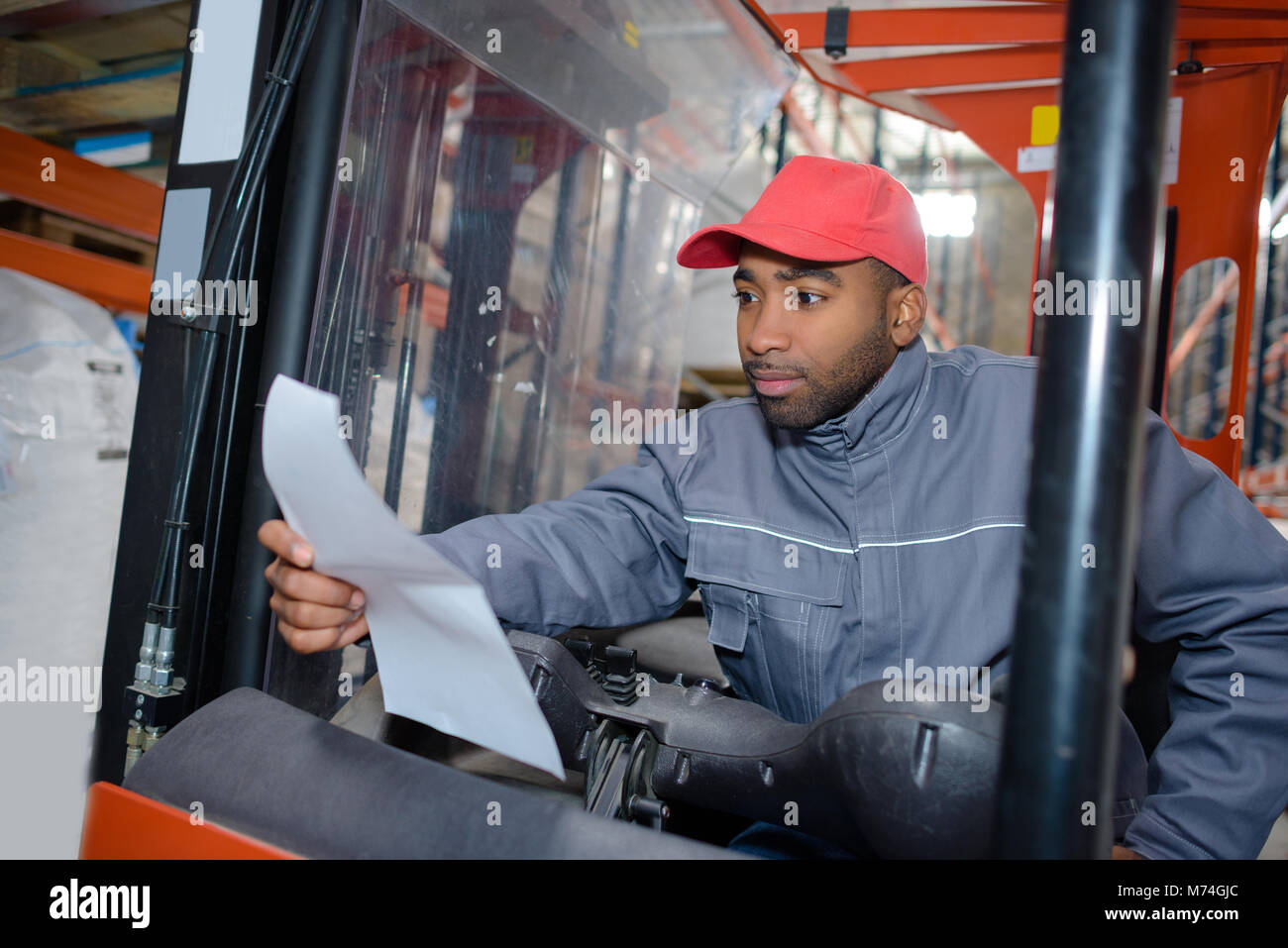 Instruct reading hi-res stock photography and images - Alamy