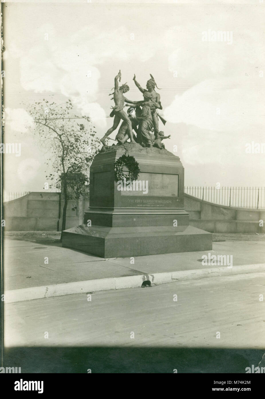 Fort dearborn massacre monument hi-res stock photography and images - Alamy