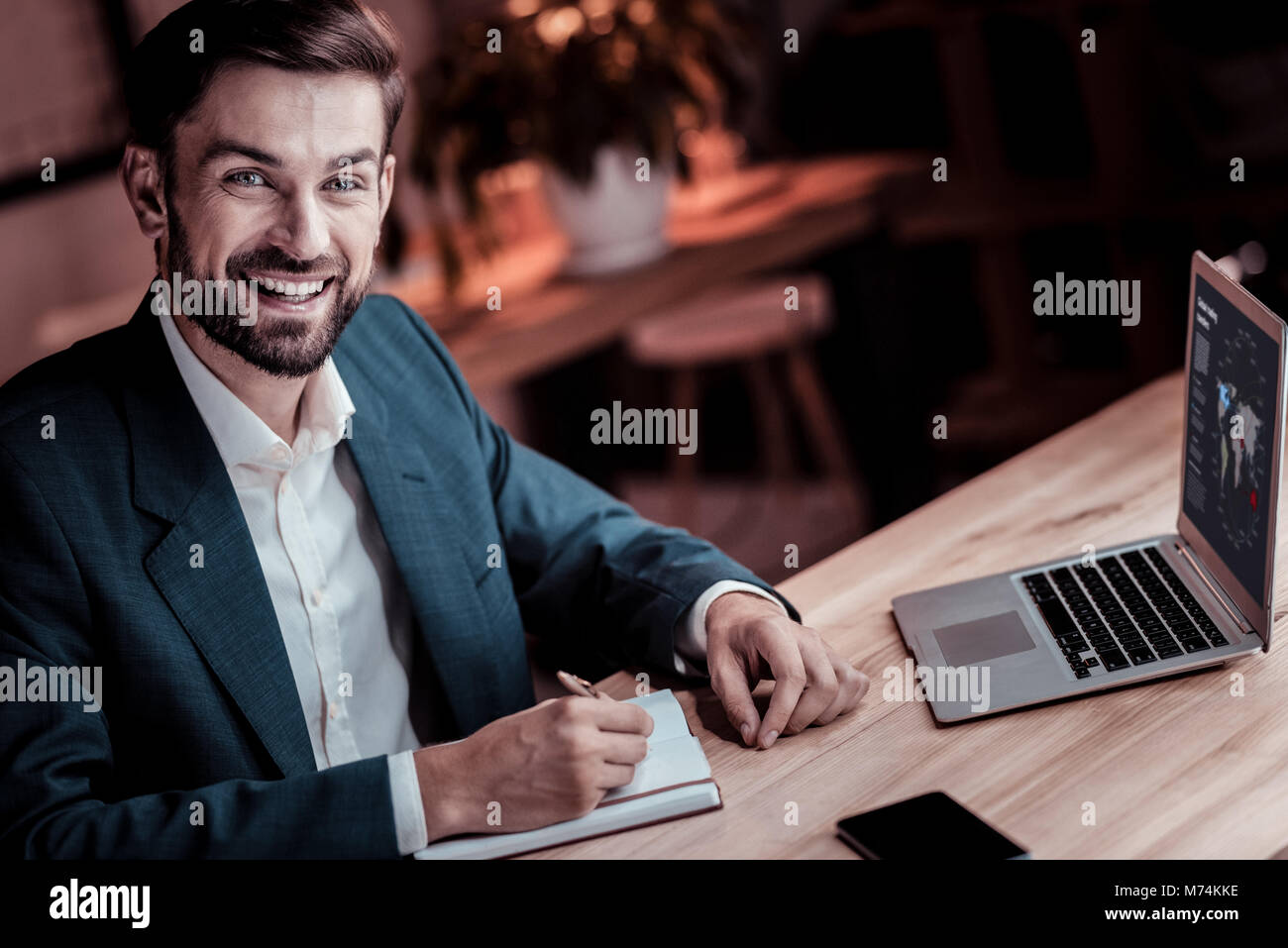 Perspective worker hi-res stock photography and images - Alamy