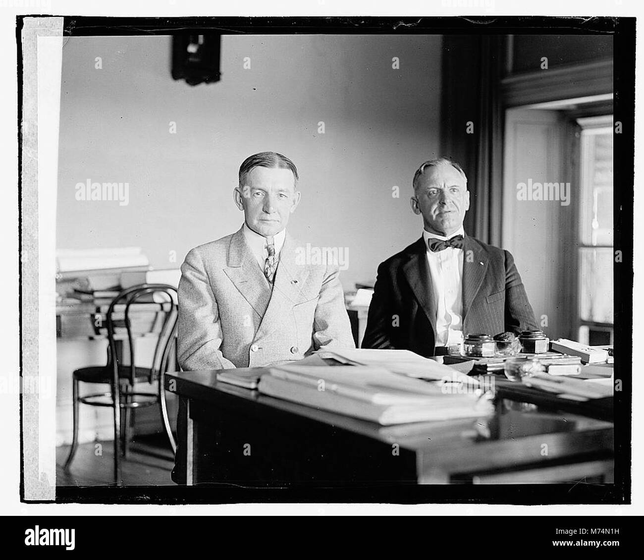 Genl. Dawes & Genl. Lord, (6-24-22) LOC npcc.06577 Stock Photo - Alamy