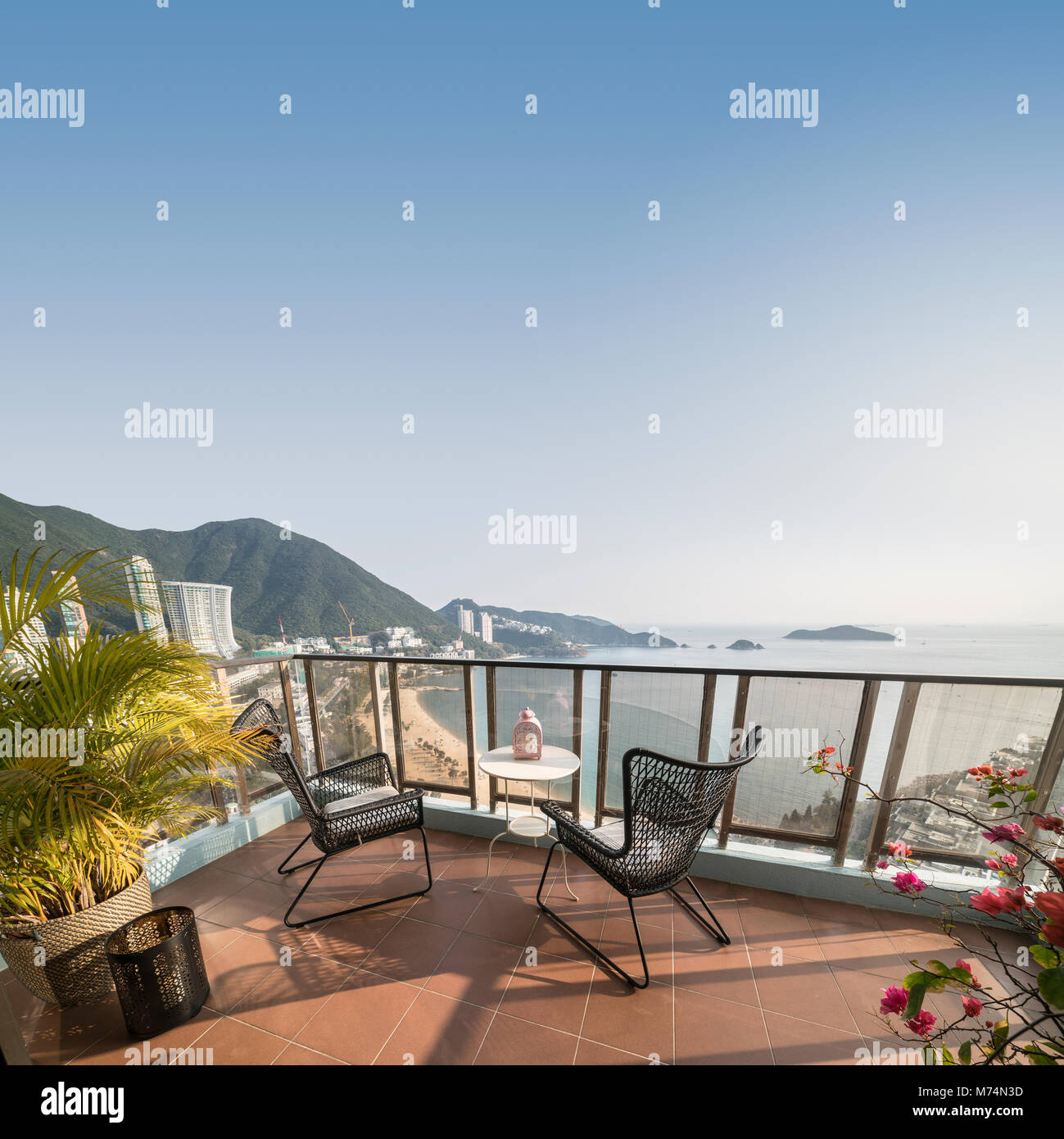 Repulse bay apartments hi-res stock photography and images - Alamy