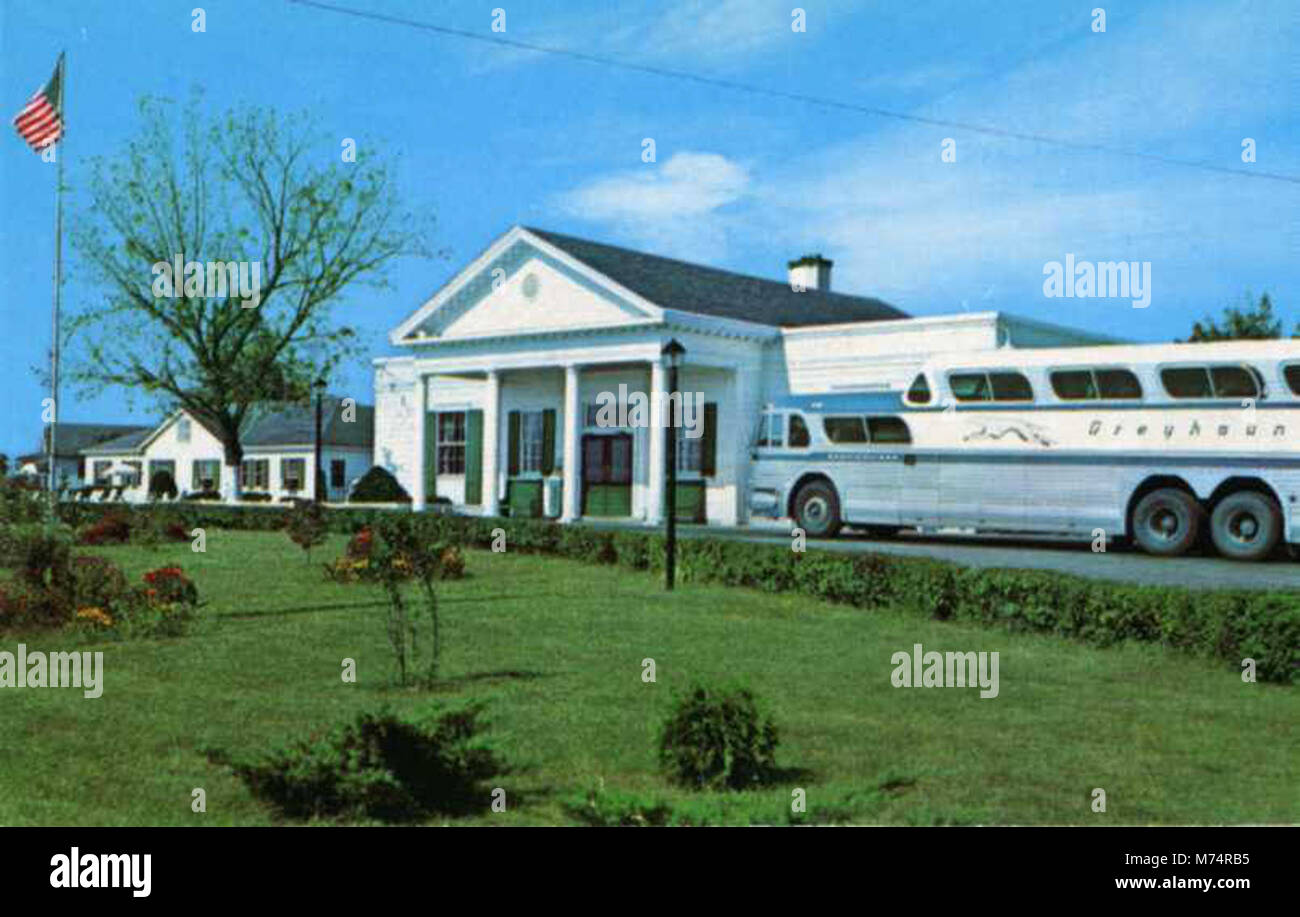 The greyhound inn hi-res stock photography and images - Alamy