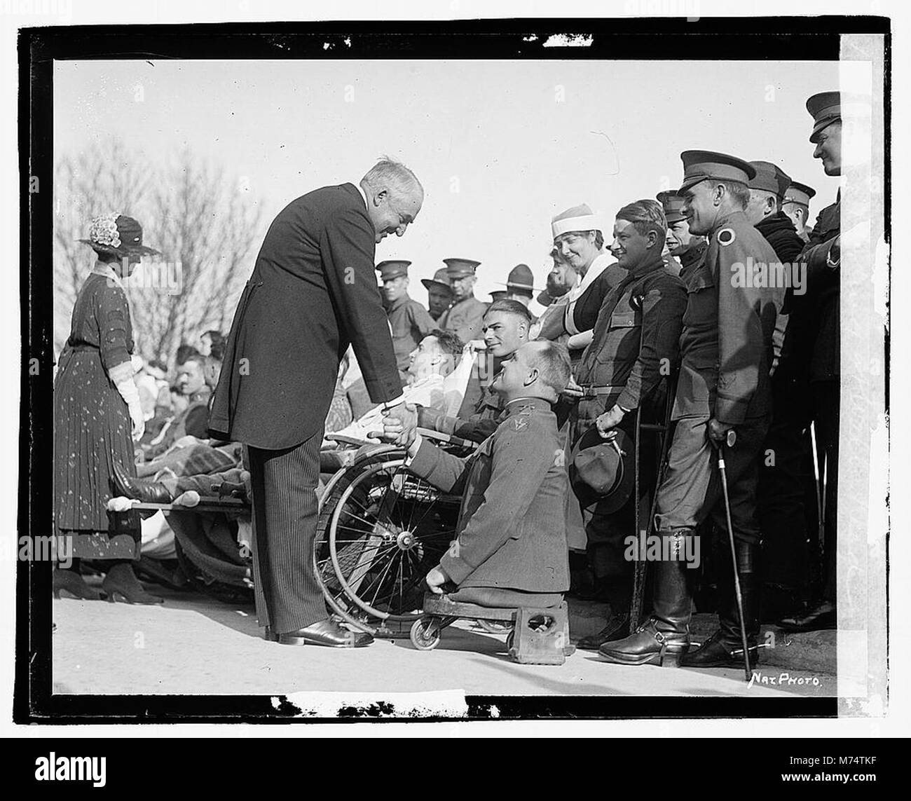 This image shows President Warren G. Harding at Walter Reed Hospital in ...