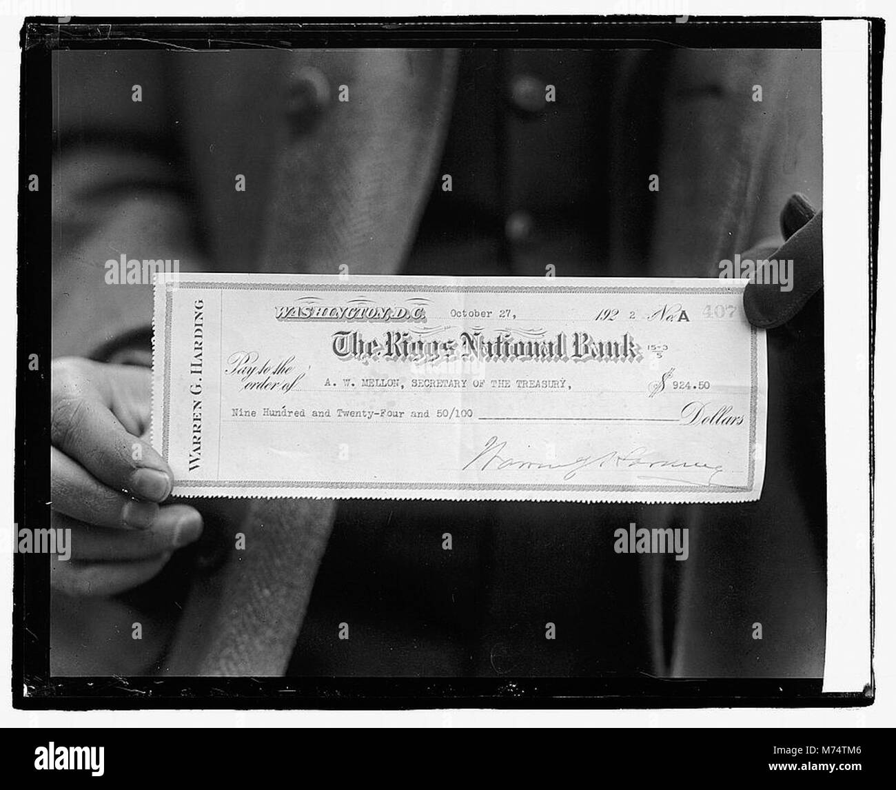 Treasury check Black and White Stock Photos & Images - Alamy