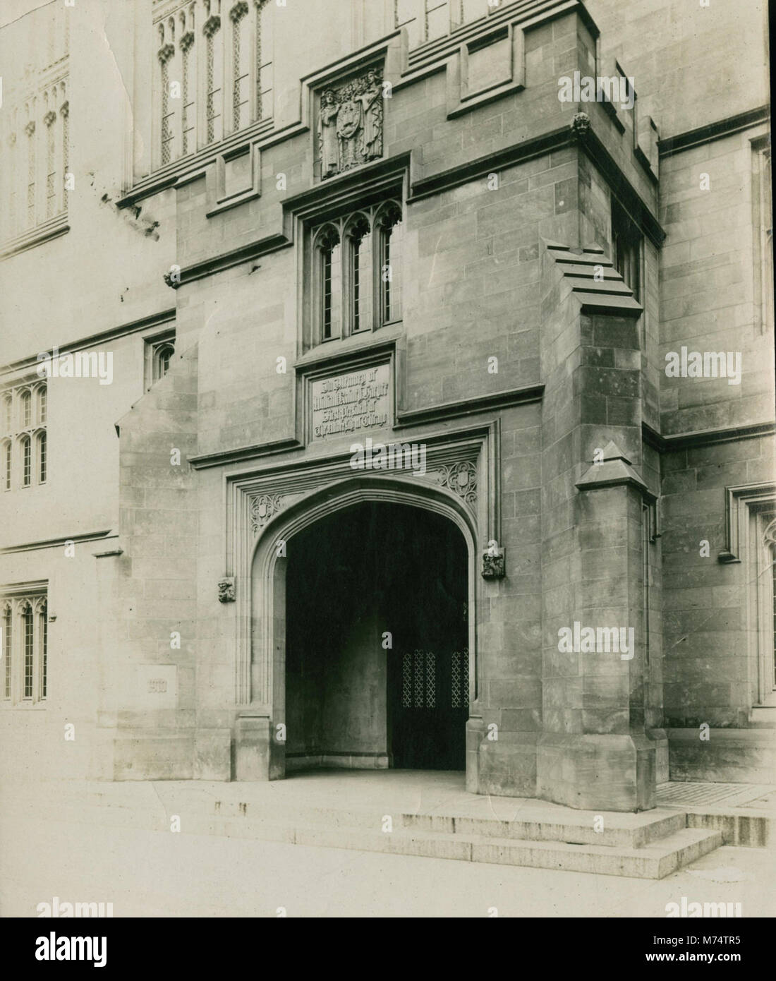 Harper library hi-res stock photography and images - Alamy