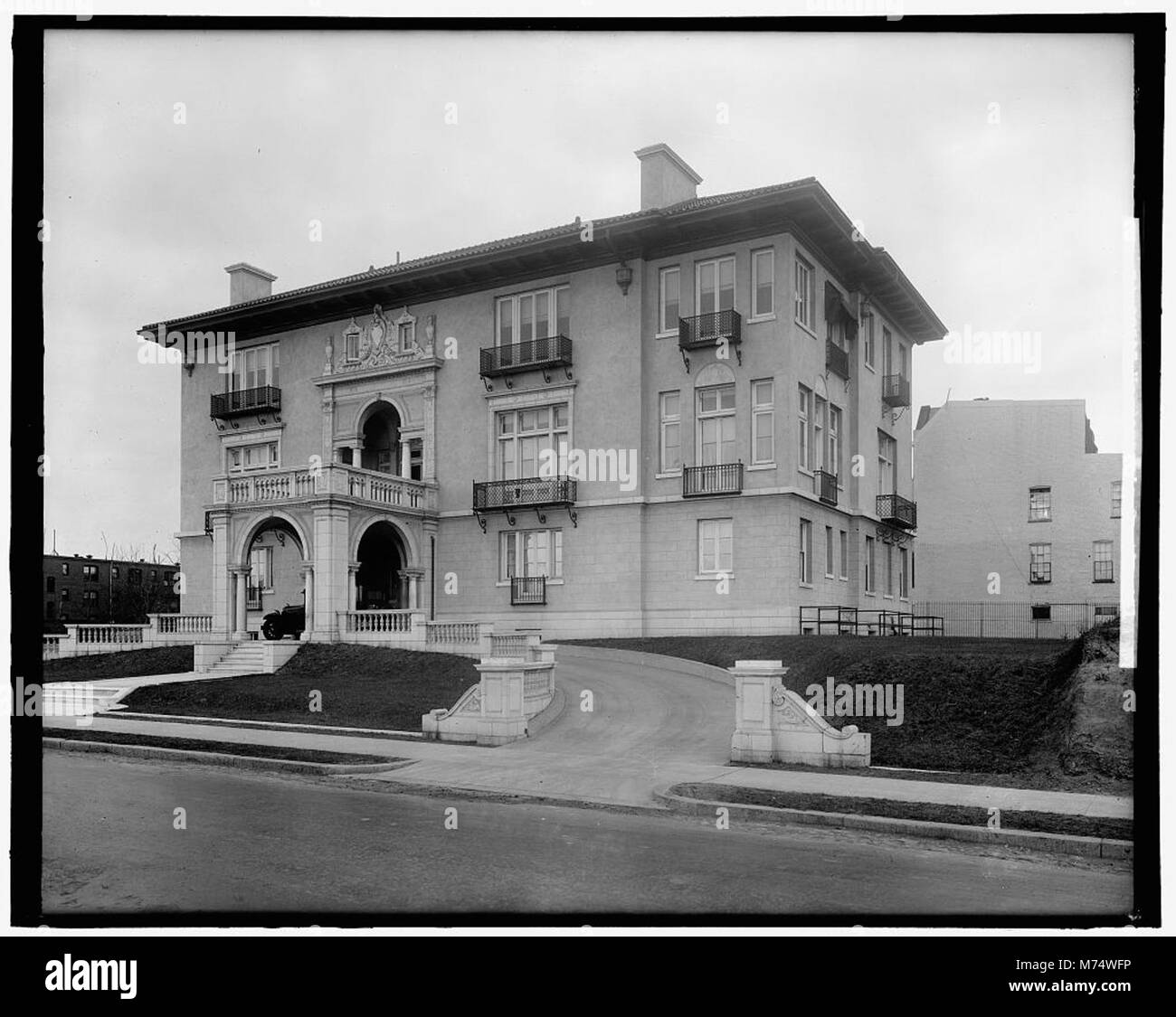 An image depicting Henderson’s Castle, a historic building located in ...