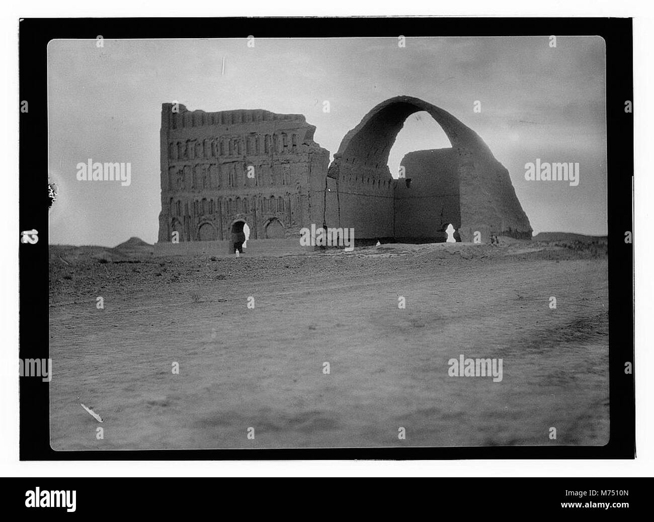 Ctesiphon Cut Out Stock Images & Pictures - Alamy