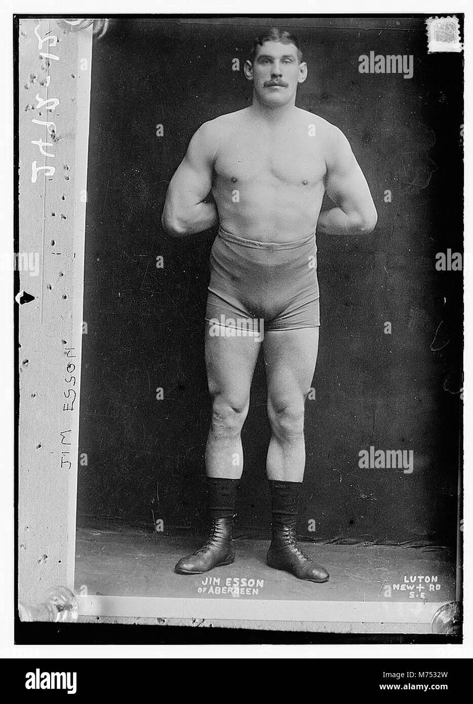 Esson hi-res stock photography and images - Alamy